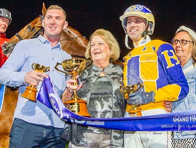 Dynamic duo ready to 'shake it off'